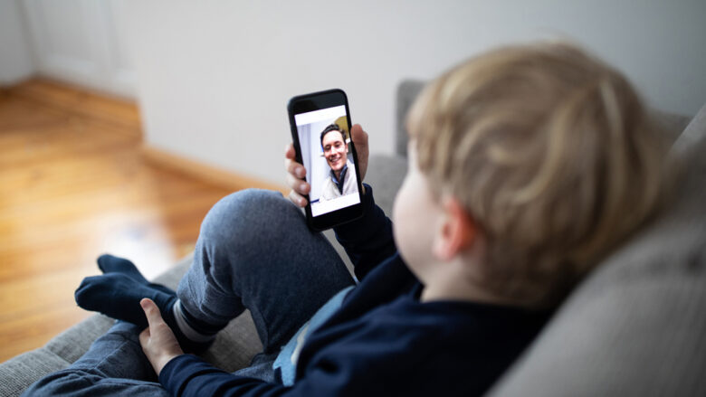 5 Reasons Why is Video Chat Becoming so Popular Suddenly - Emlii